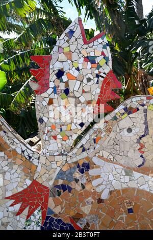 Mosaic sculpture made by Jose Rodriguez Fuster, Fusterlandia ...