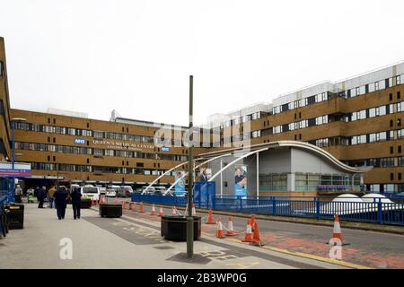 Main entrance to the Queen’s Medical Centre. The QMC is part of the ...