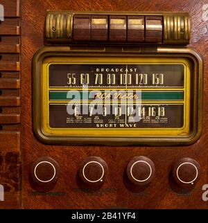 Tuning dial of vintage radio Stock Photo - Alamy