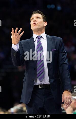 Sacramento Kings head coach Luke Walton talks to officials during an ...