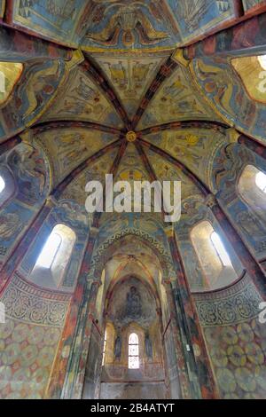 The medieval Knights Templar commandery in Richerenches, Vaucluse ...