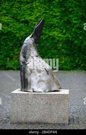 Sculpture Bishop Wilhelm Emmanuel von Ketteler by the sculptor Thomas ...