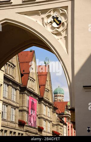 Münchner Kindl, coat of arms of the city of Munich in a Gothic pointed ...
