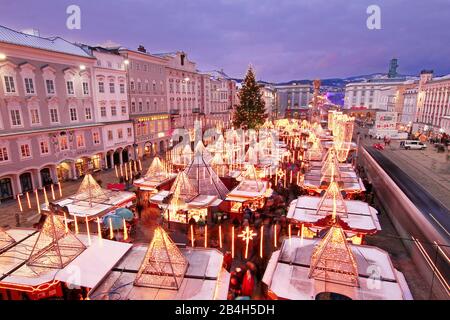 Austria, Upper Austria, Linz, Christmas Stock Photo - Alamy