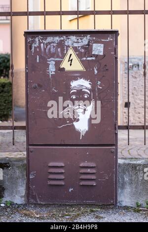 Graffiti On Electricity Box Stock Photo - Alamy