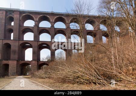 Germany, Saxony, Mylau, view of the Göltzschtal bridge, longest brick ...