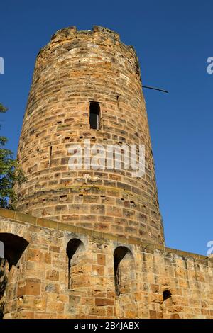 Germany, Baden-Wurttemberg, Salach, castle ruin Staufeneck, donjon ...