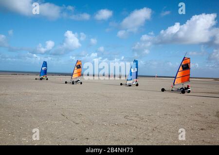 Le Vivier sur Mer (Brittany, north western France): aerial view of ...