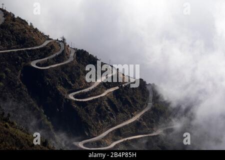 zuluk sikkim india Stock Photo - Alamy