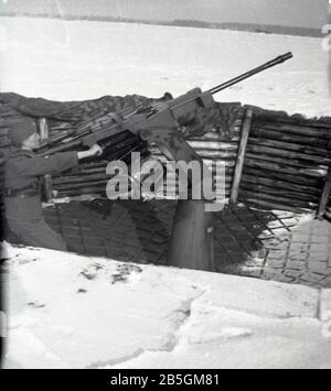 Wehrmacht Heer / Luftwaffe Flugabwehrkanone FLAK 3,7 cm / 37 mm - Anti Aircraft Gun 3.7 cm ...