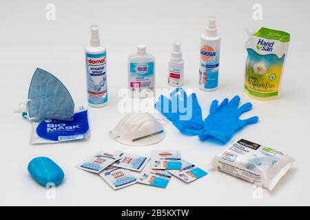 Hygiene articles, to protect against infection by viruses, bacteria ...