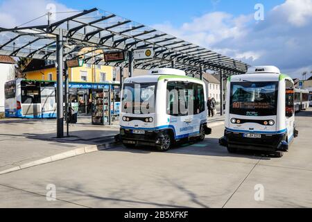 Easymile EZ10, autonomous driving minibus with electric drive from the ...