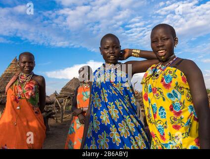 Toposa tribe women in traditional clothing in a market, Namorunyang ...