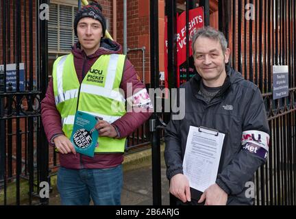 University of Sheffield staff picketing the Sir Frederick Mappin ...