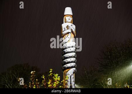 Musqueam totem Pole carved by artist, Brent Sparrow Jr., relates ...