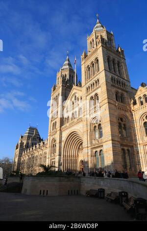 Romanesque architecture at the grand entrance of the Waterhouse ...