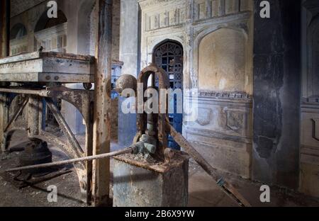 The unique hydraulic catafalque in the West Norwood Cemetery was used ...
