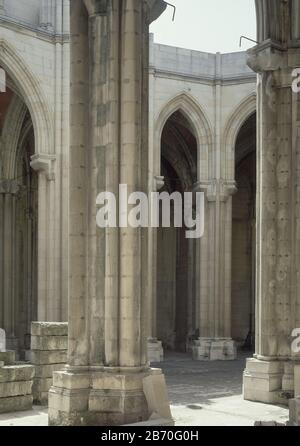 INTERIOR DE LOS ABSIDES. Location: CATEDRAL DE LA ALMUDENA. MADRID ...