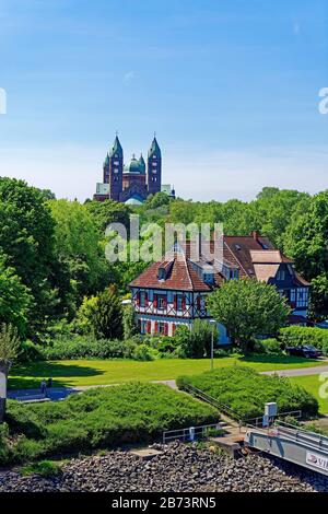 Germany, Rhineland-Palatinate, home Altluss, Salierbrücke, SchUM town ...