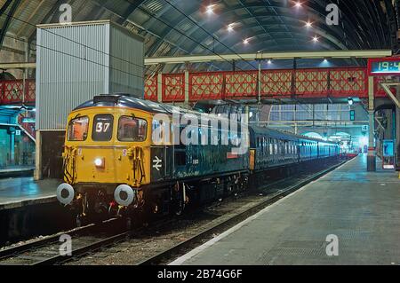 A pair of class 33 Crompton locomotives numbers 33050 and 33021 working ...