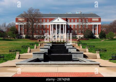 University of Maryland, McKeldin Mall Fountain Stock Photo - Alamy