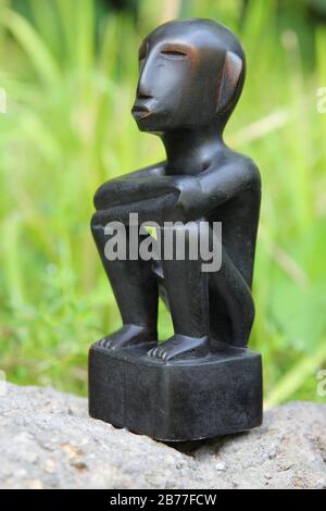 Philippines Ifugao Wood Carving Stock Photo - Alamy
