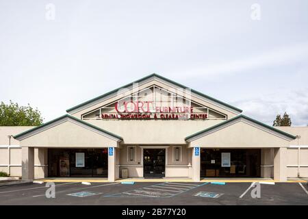 Cort outlet near me store