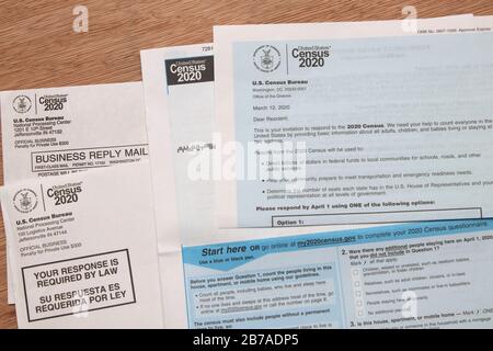 2020 U.S. Census Form Stock Photo - Alamy