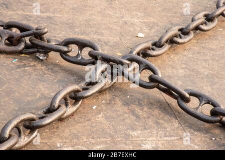 huge and strong metal chains Stock Photo - Alamy