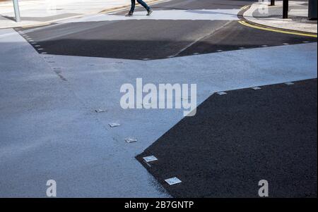 Pedestrian crossing Liverpool city centre Stock Photo - Alamy
