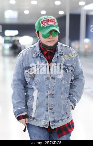 --File--Chinese singer and songwriter Han Hong shows up at a Shanghai ...