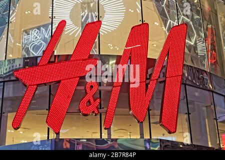 HM store on Broadway New York Stock Photo - Alamy