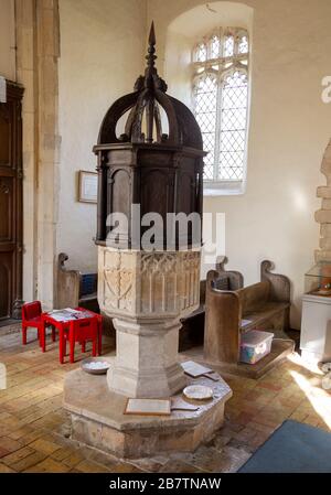 Historic village parish church, Bedfield, Suffolk, England, UK Stock ...