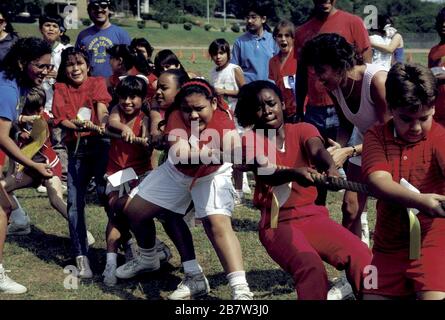 Austin, Texas USA: Fourth graders at Becker Elementary School ...