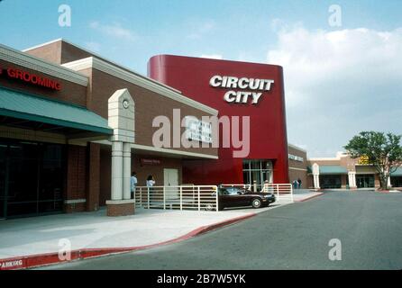 Exterior of Circuit City electronics retail store with cars in parking ...