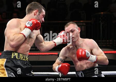 Colin Lynes (silver/black shorts) defeats Lee Purdy in a Welterweight ...