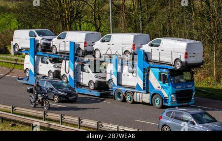 ECM 11-car carrier, Transporter Engineering Plus 11, unloading at ...