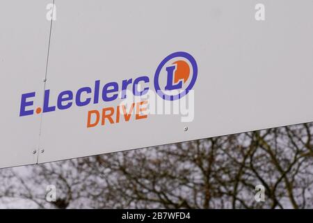 A shop sign of E.Leclerc DRIVE, on April 30, 2020 in Bonneuil sur Marne ...
