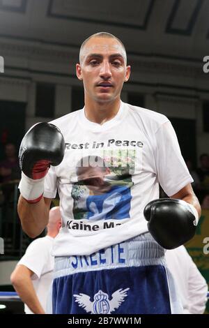 Bradley Skeete (blue shorts) defeats Steve Spence in a Welterweight ...