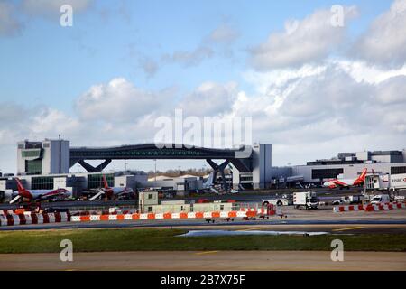 Gatwick Airport, the bridge connecting the North Terminal to its apron ...