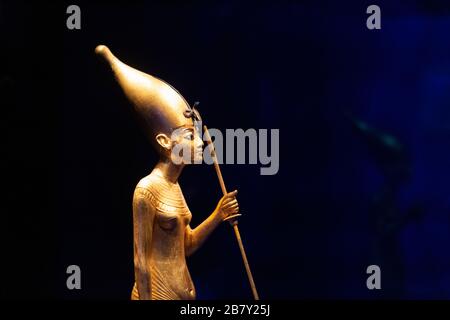 Gilded wooden statue of King Tutankhamun. 1326 BC From the tomb of King ...