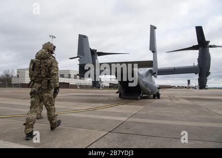 Special Tactics operators with the 352nd Special Operations Wing ...