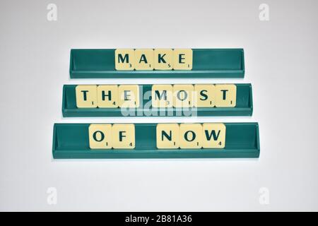 Scrabble tiles spell out Be Positive. Motivational quote Scrabble ...