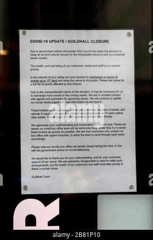 Handwritten self Isolation notice on black front door due to ...