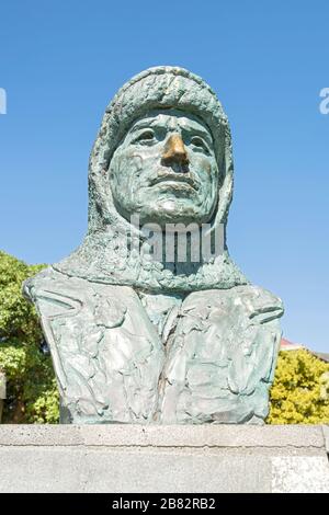 A statue of Antarctic explorer Ernest Shackleton, Royal Geographical ...