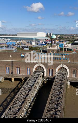 London International Cruise Terminal, Tilbury, UK Stock Photo - Alamy