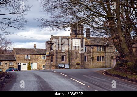 The Fox House pub Longshaw Sheffield England UK Stock Photo - Alamy