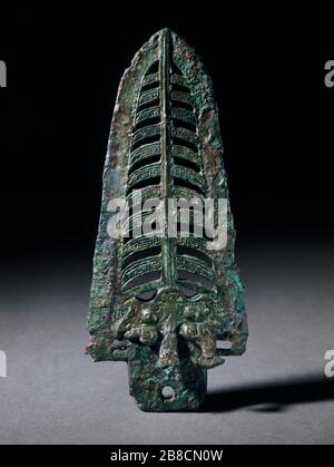 Dagger Axe, China, Shang dynasty, 12th 11th century BC Arthur M Sackler ...