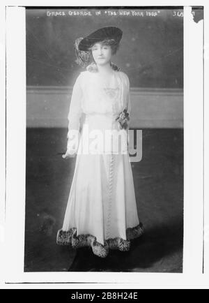 Grace George in 'The New York Idea', Photograph shows Broadway stage ...