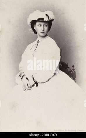 Grand Duchess Alice of Hesse and by Rhine with Princess Dagmar of ...